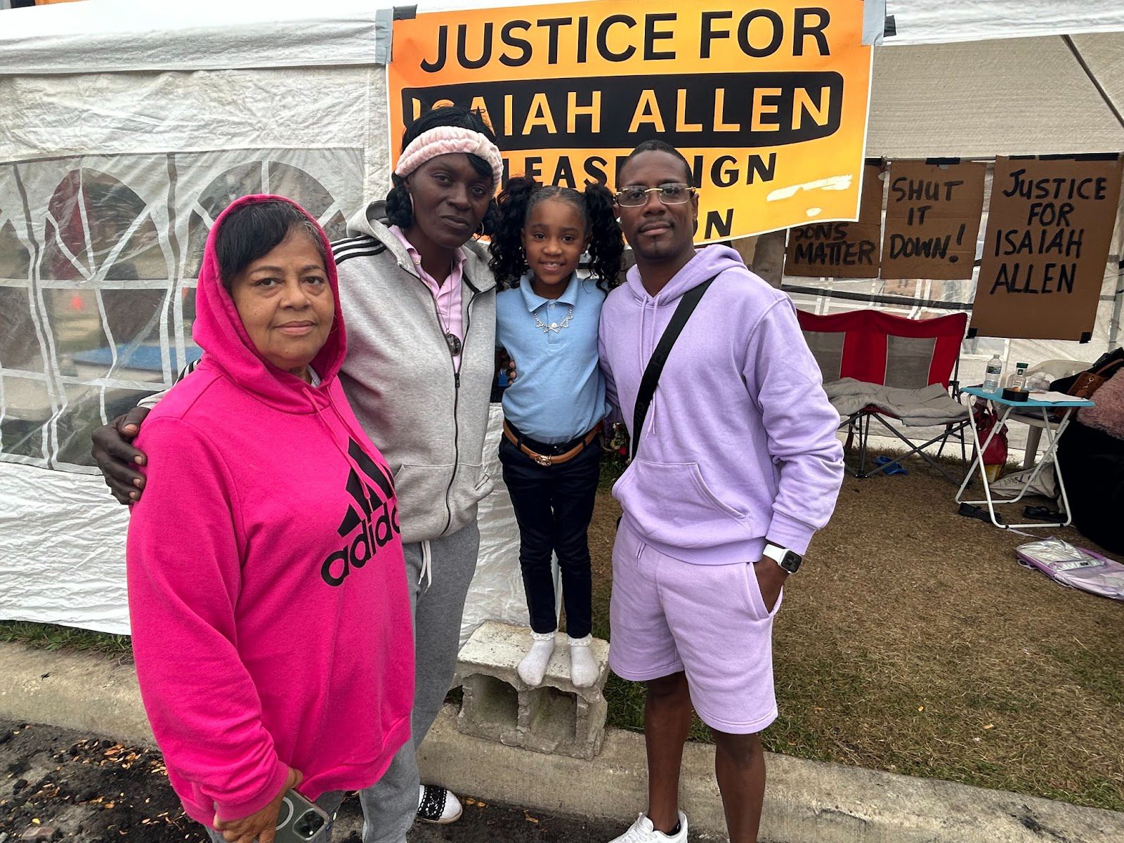 Family of slain Milwaukee man organizes to shut down store and revoke ...